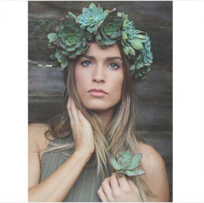 Chelsea's Flower Crowns Are The Mesmerizing Thing you Will See Today