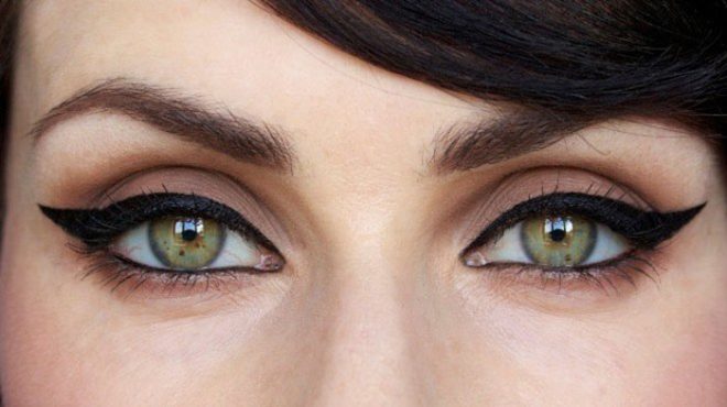 Ways Of Applying Kohl On Your Eyes Make Them Like They Are Talking