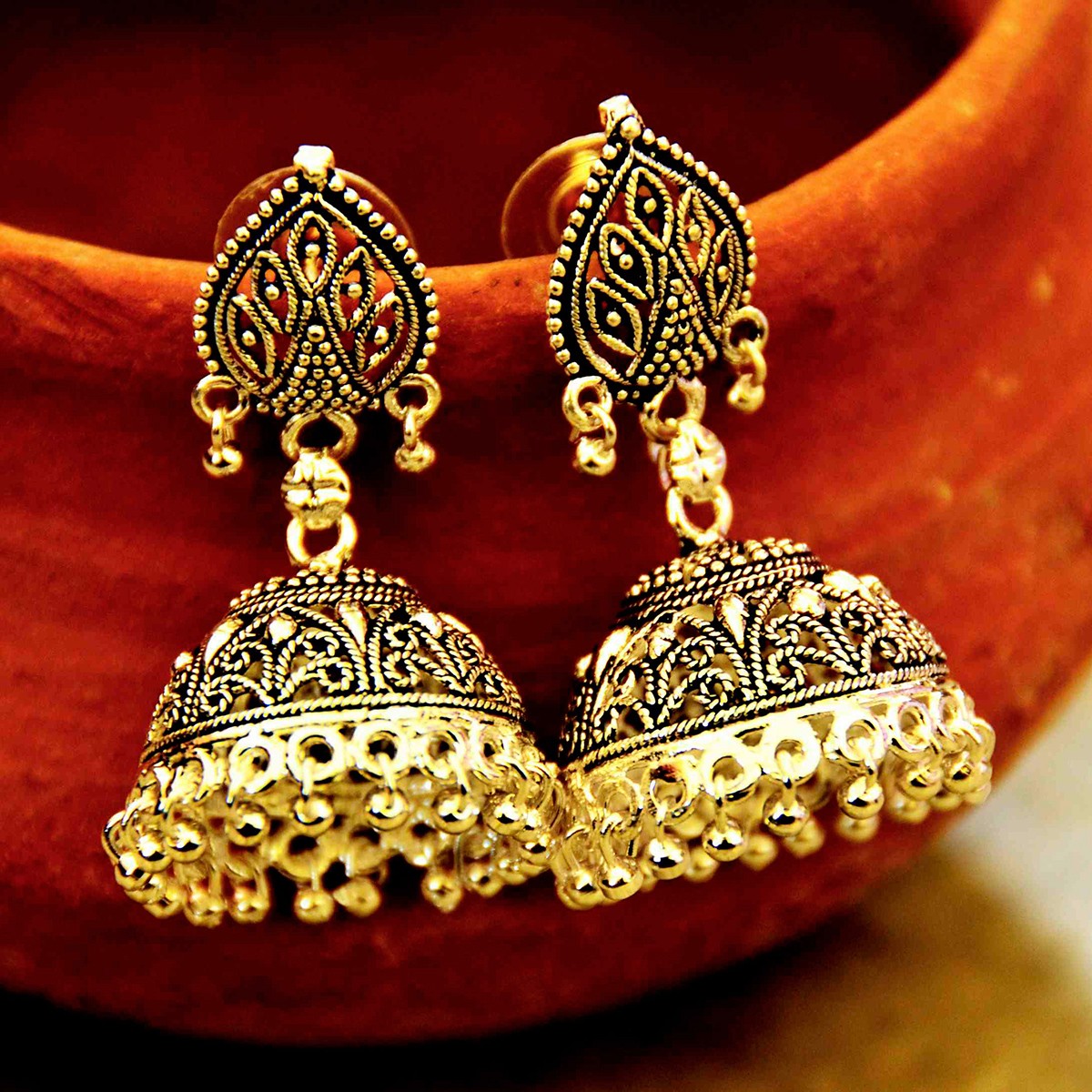 Add A Fashionable Touch With These Affordable And Beautiful Earrings!