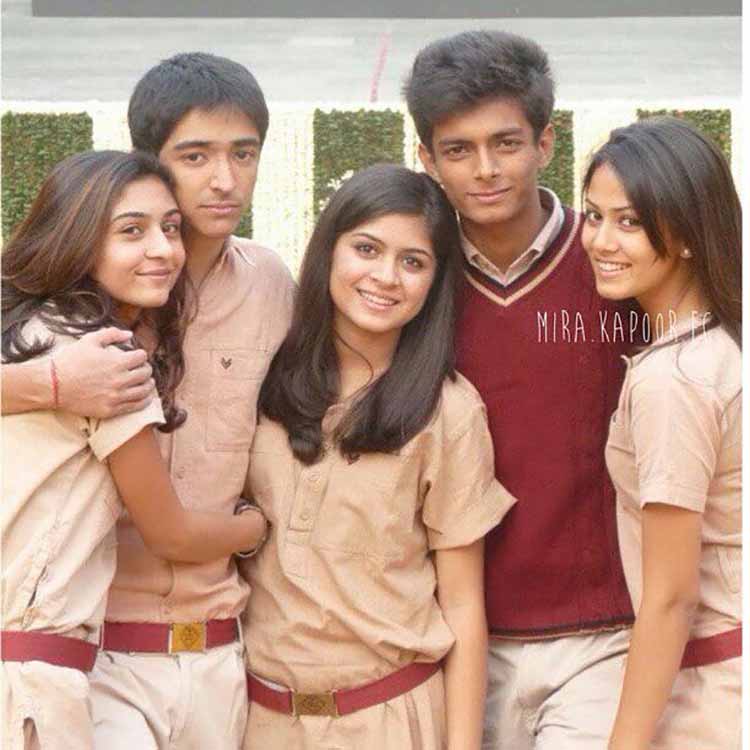 10 Rare Photos Of Mira Rajput Will Make You Fall In Love With Her Smile!