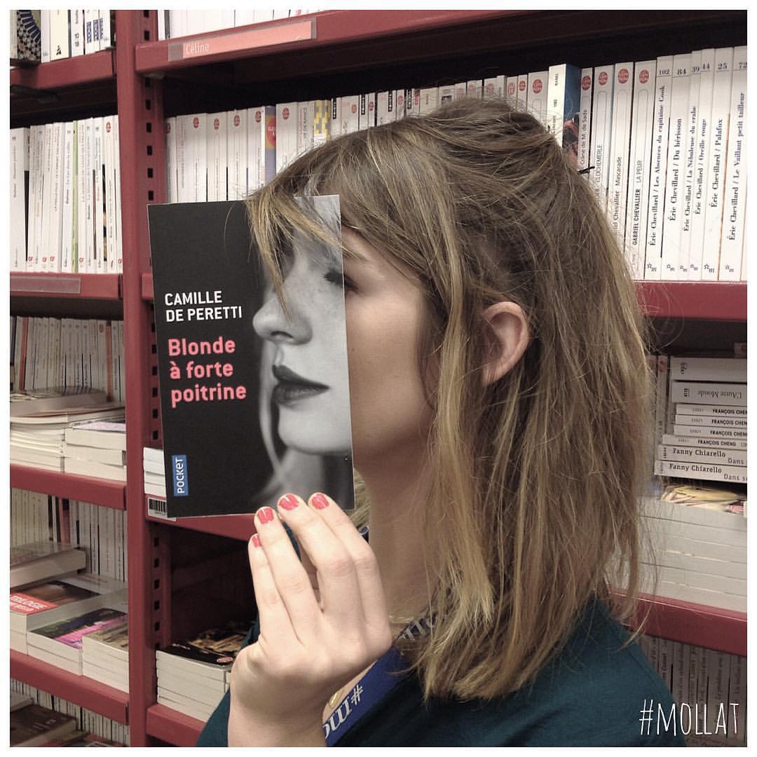 Check Out How Perfectly These Book Covers Mirrors The People Holding Them!