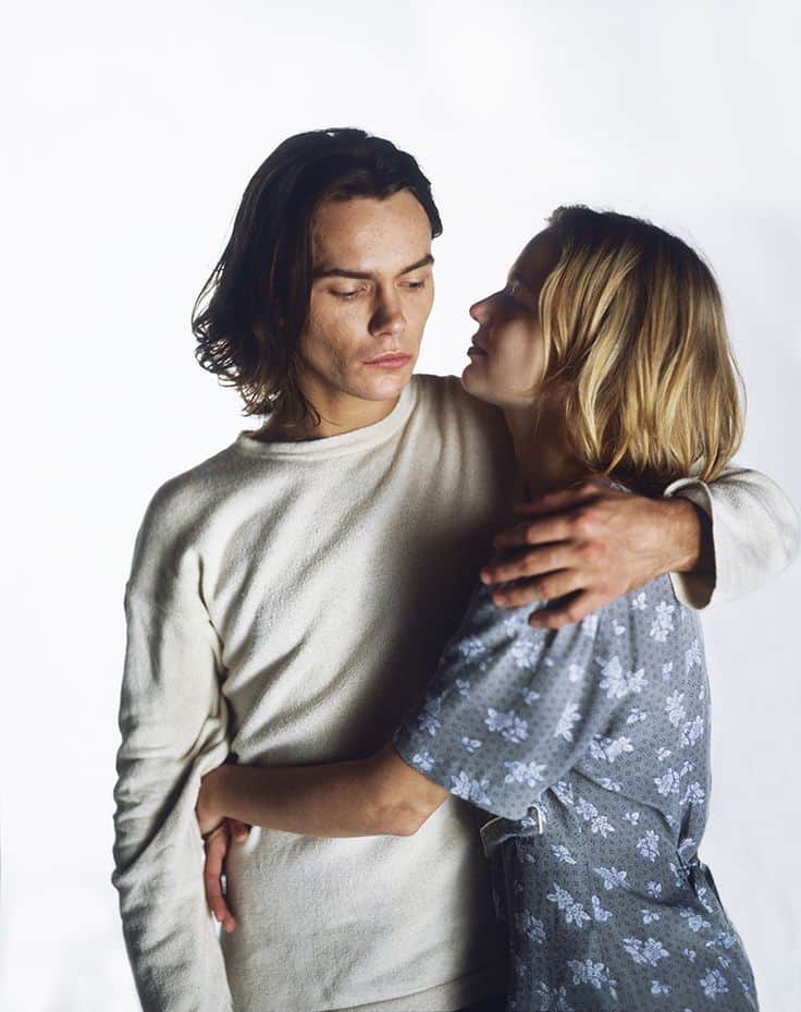 These Are 7 Types Of Hugs And Here's What It Indicates!