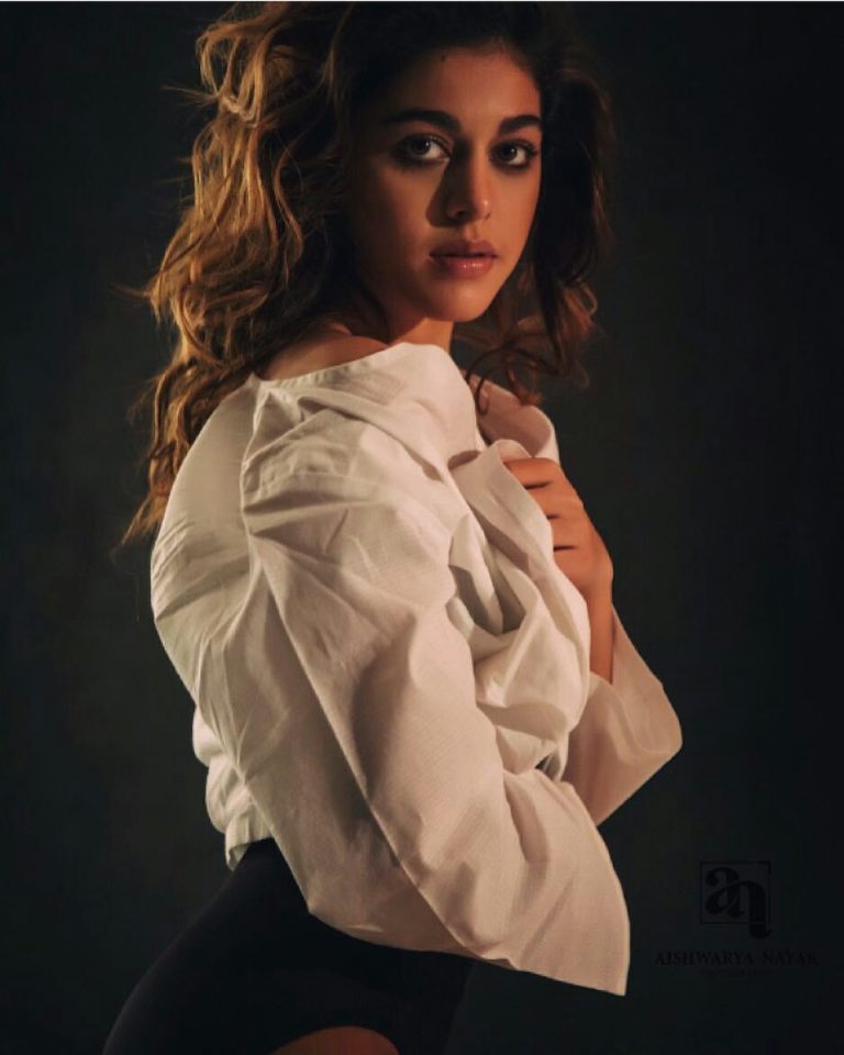 Recent Photos Of Aalia Ebrahim Are Breathtakingly BeautiFul!