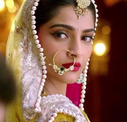 Latest Nathni Designs To Rock And Look Like Queen Like Padmavati