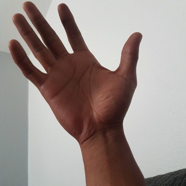 Color of the palm - Your Palm's Color Says A Lot About Your Health & Fate