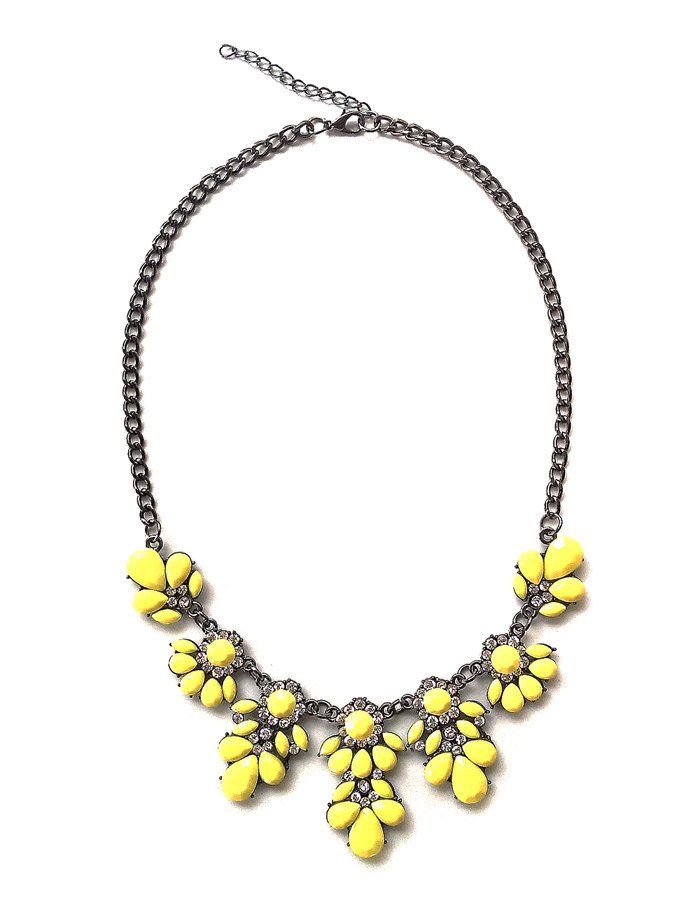 Wear Yellow - Add Yellow in Your Wardrobe Smartly, Know How