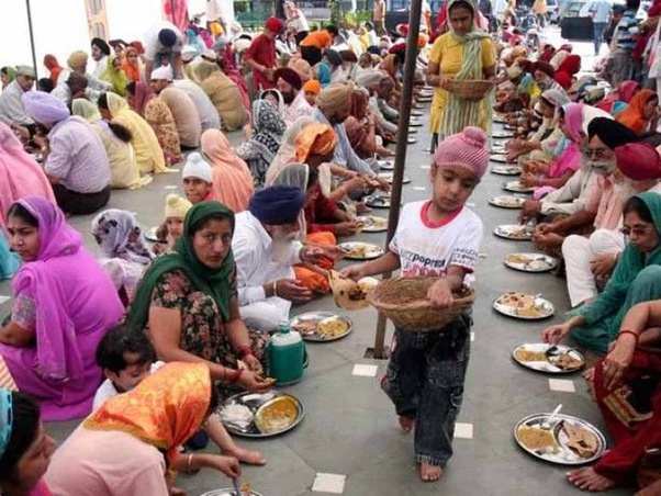 All You Should Know About the Sikh Langar in Gurudwara