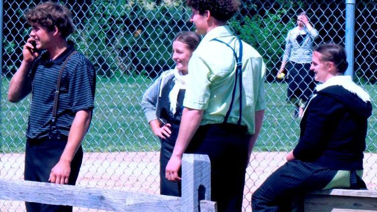 Why Amish Country Use Computers But Modern Techs?